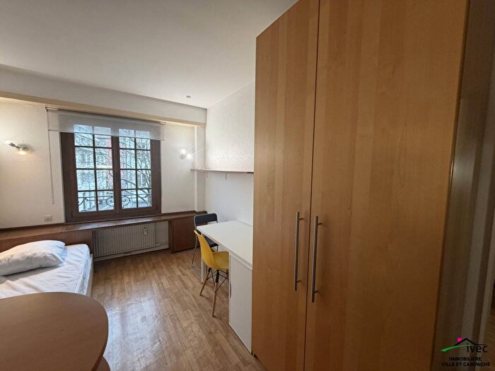 Appartement à louer - Krutenau Centre Est, Strasbourg - 1 pièce