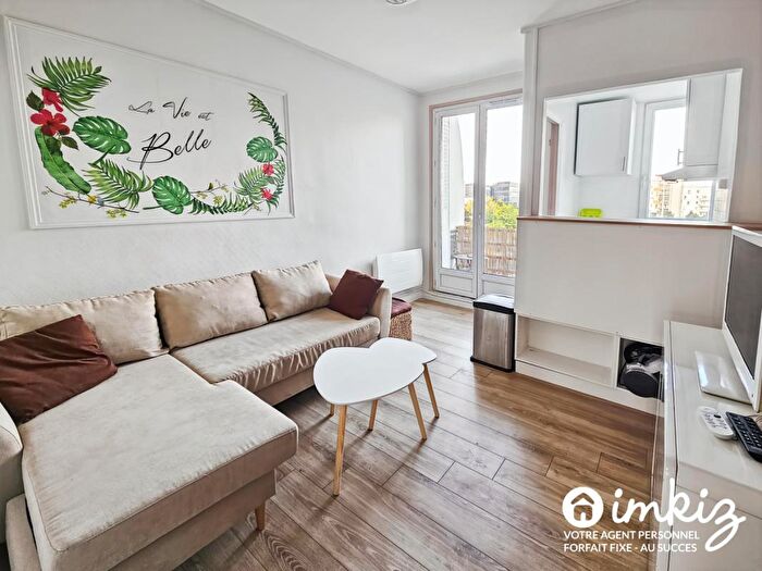 Asnières-sur-Seine, Gresillons, Voltaire - Appartement 2 pièces à vendre