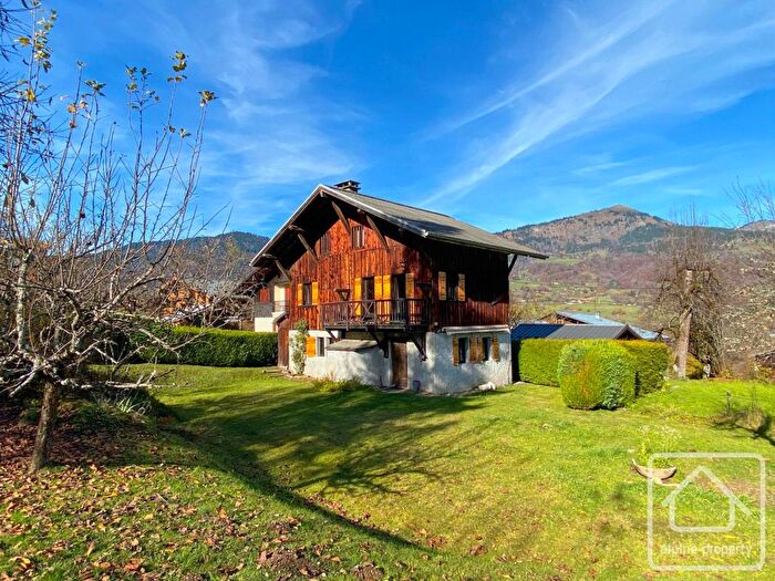 Maison à vendre - Samoëns - 6 pièces - 5 chambres
