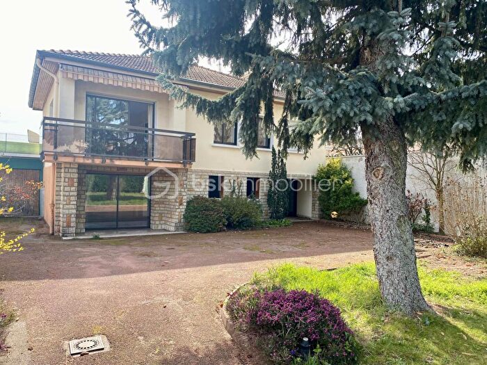 Maison à vendre - Sainte-Foy-lès-Lyon, La Plaine, Chantegrillet - 6 pièces - 3 chambres