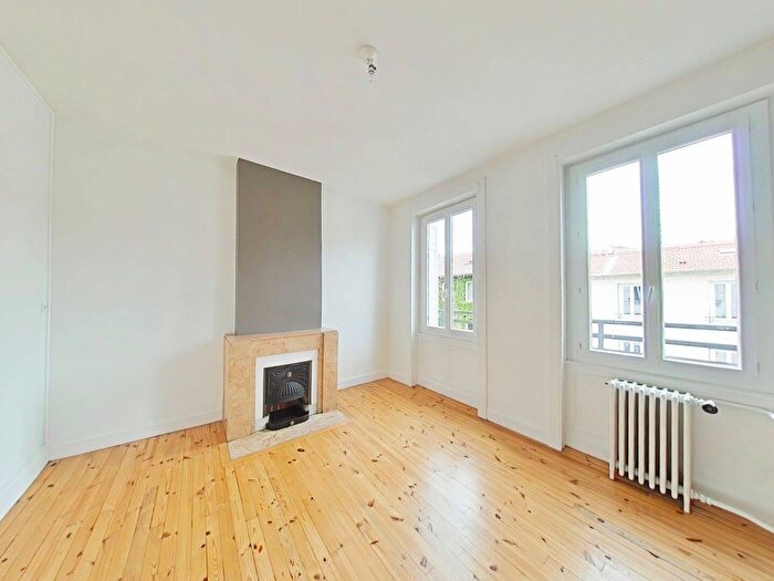 Appartement à louer - Saint-Étienne - 3 pièces - 2 chambres