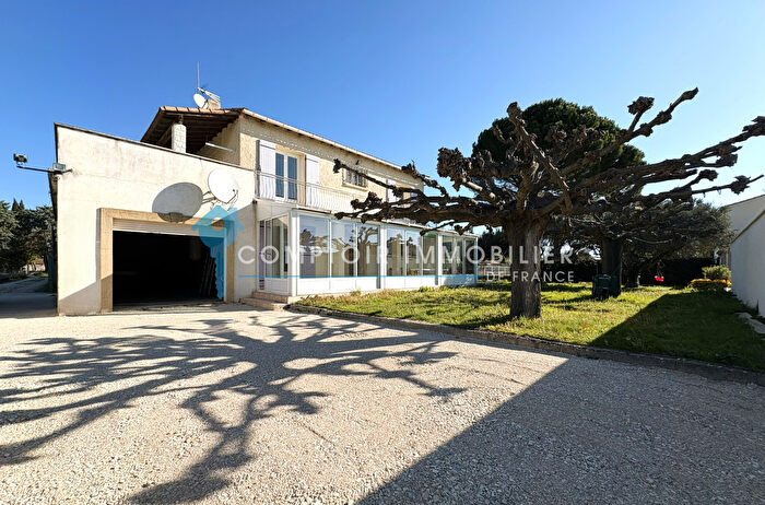Maison 5 pièces à Meynes, à vendre