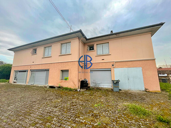 La Tour-du-Pin : Maison 8 pièces à vendre