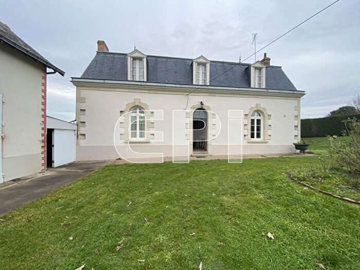 Maison à vendre - Nueil-sur-Layon - 5 pièces - 2 chambres