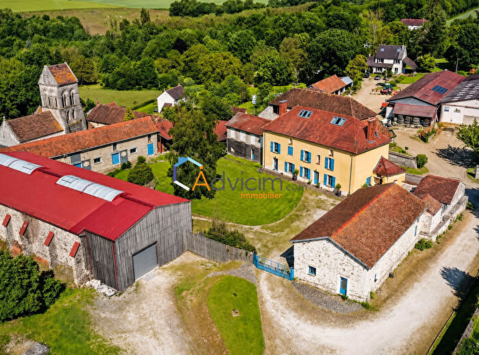 Maison 11 pièces à Torcy-en-Valois, à vendre