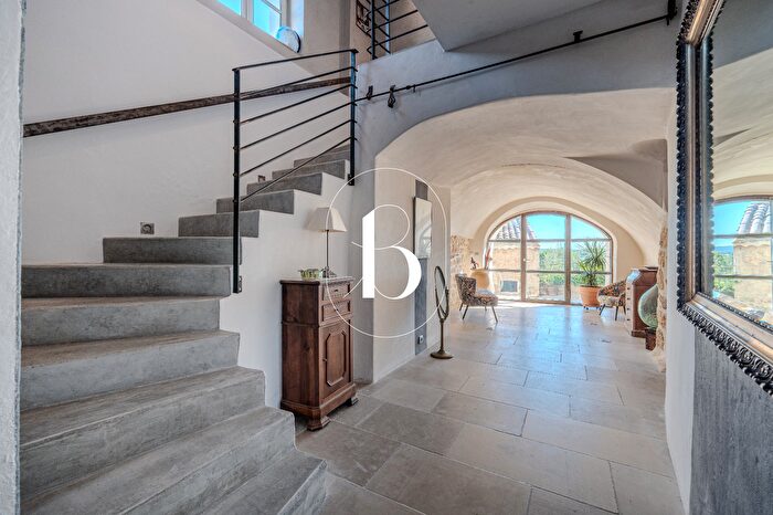 Maison 5 pièces à Uzès, à vendre