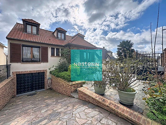 Maison à vendre - Le Plessis-Bouchard - 8 pièces - 5 chambres