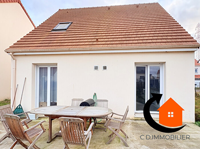 Maison à vendre - Courville-sur-Eure - 5 pièces - 3 chambres