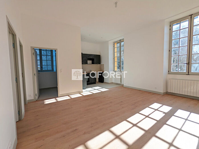 Appartement 3 pièces à Étampes, Centre-Ville, à louer