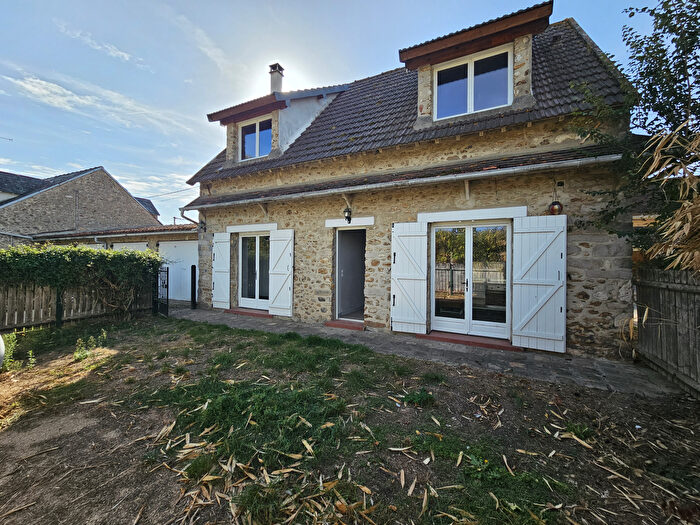 Maison 6 pièces à louer - Roinville