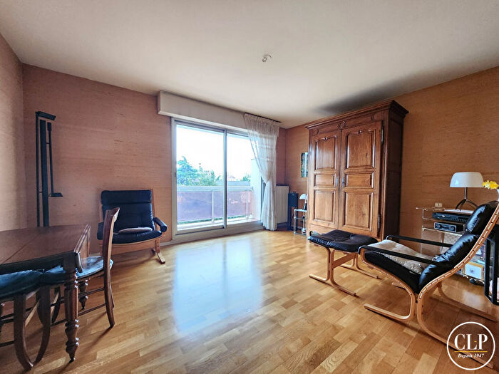 Montreuil, Solidarité, Carnot - Appartement 2 pièces à vendre