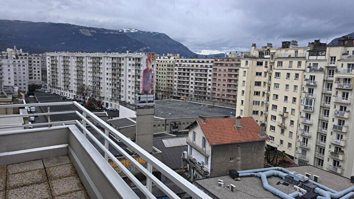 Grenoble : Appartement 2 pièces à louer