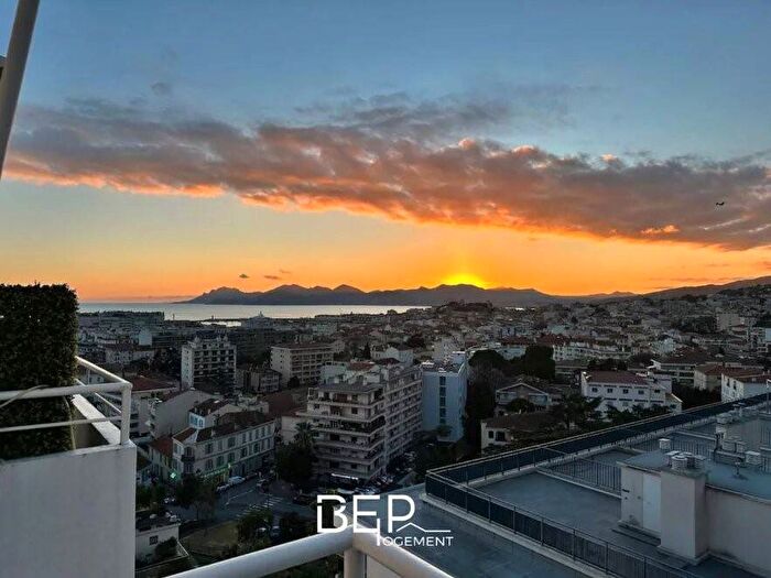 Appartement à louer - Cannes - 3 pièces