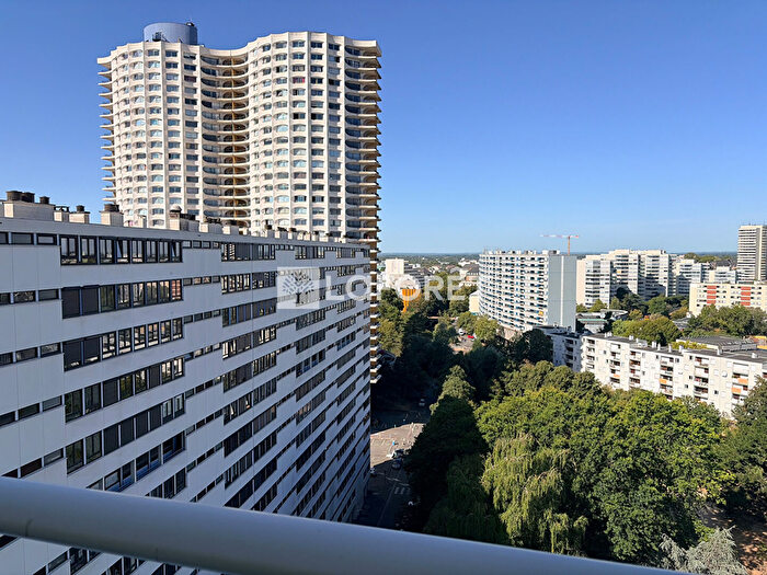 Quartiers Ouest, Bourg l'Evesque : Appartement 1 pièce à vendre