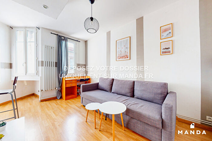 Appartement à louer - Saint-Étienne, Jacquard, Préfecture - 2 pièces - 1 chambre