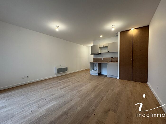 Appartement à louer - Nîmes, Jean Jaurès - 1 pièce