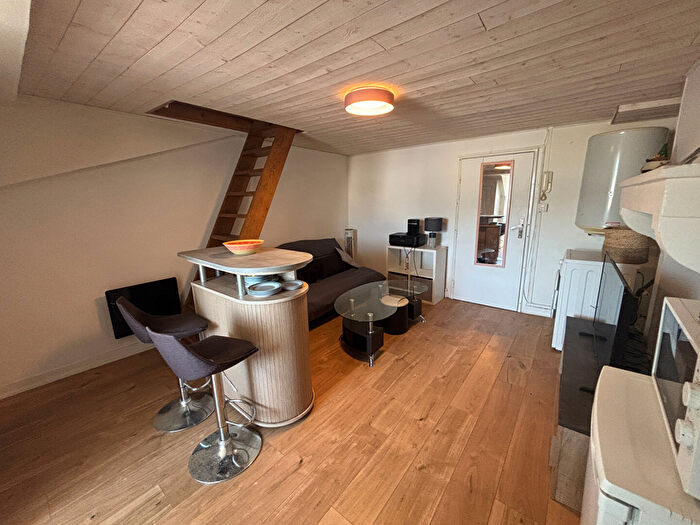 Chambéry, Centre-ville - Appartement 1 pièce à vendre