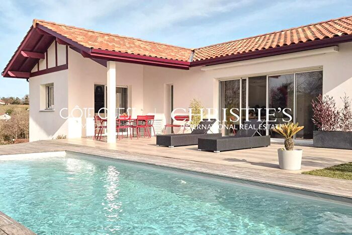 Maison à vendre - Ustaritz - 5 pièces - 4 chambres