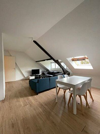 Appartement 4 pièces à Le Port, Caen, à louer