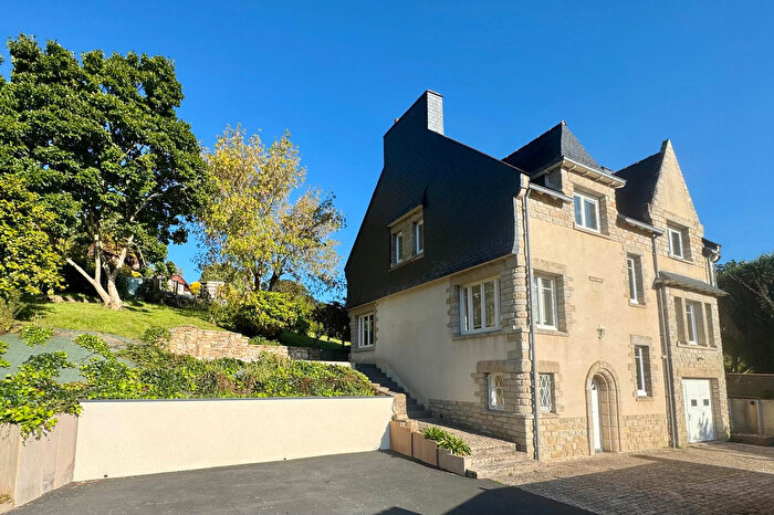 Maison à vendre - Quimper, Prat Ar Rouz, Moulin Vert - 7 pièces - 5 chambres
