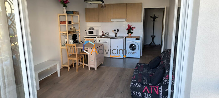 Appartement 1 pièce à Plaisir, Ebisoires, à louer