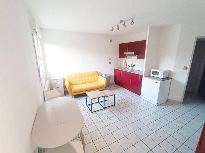 Appartement à louer - Petit Saint Jean, Amiens - 2 pièces - 1 chambre