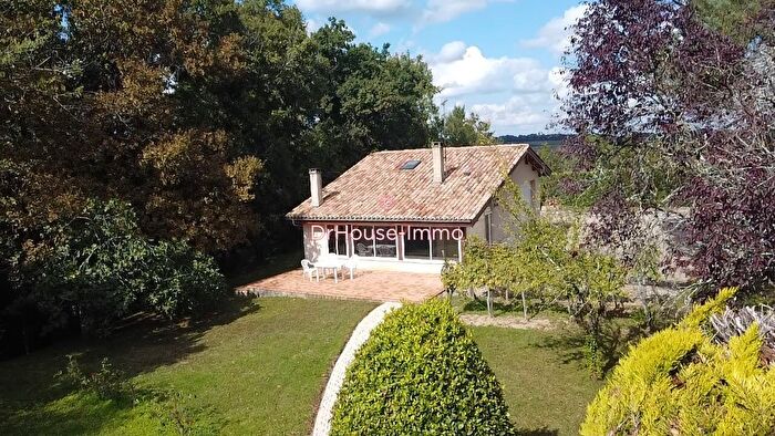 Saint-Martin-Petit - Maison 2 pièces à vendre