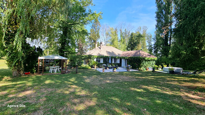 Saint-Florentin - Maison 6 pièces à vendre