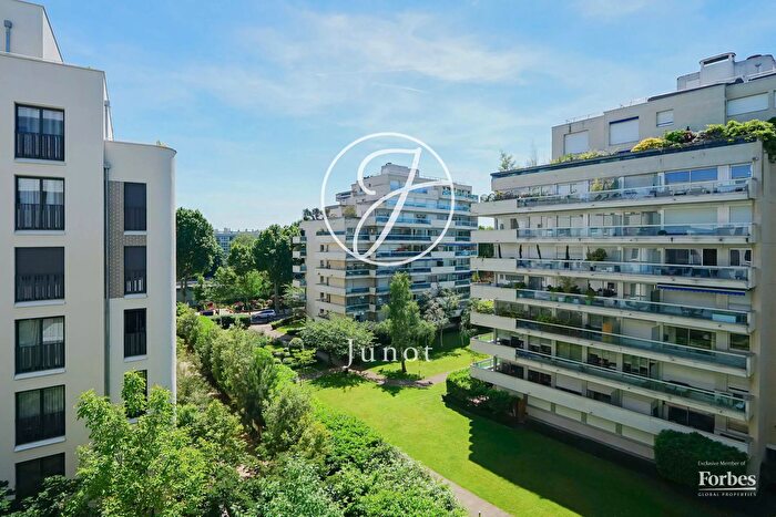 Appartement 4 pièces à vendre à Neuilly-sur-Seine, Parc de Neuilly