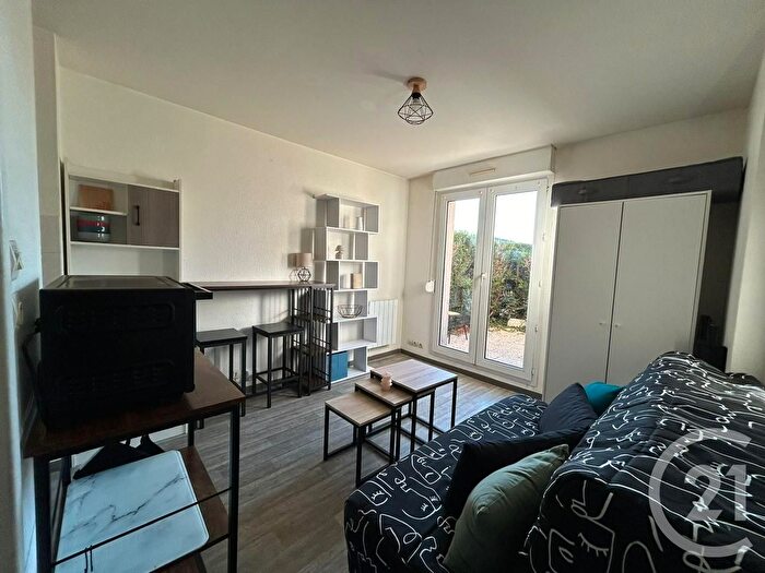 Appartement à louer - Auxerre, Saint-Gervais, Brazza - 1 pièce