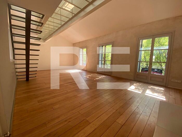 Appartement 3 pièces à vendre à Nîmes, Ecusson, Arènes