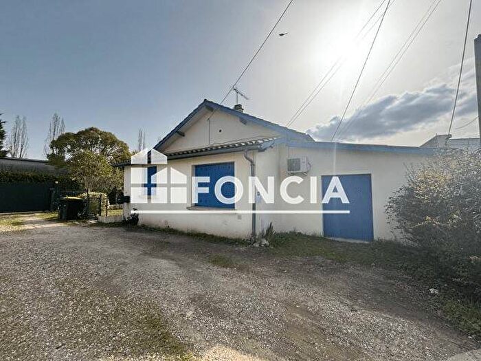 Maison à louer - École Édouart Herriot-École maternelle Rodrigues, Agen - 3 pièces - 2 chambres