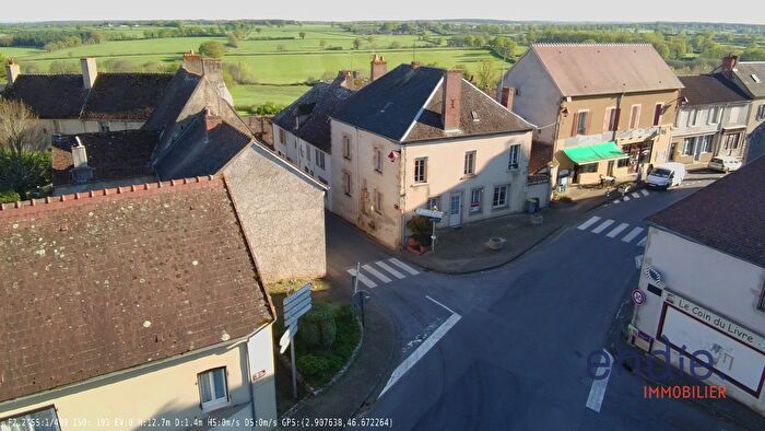 Maison 10 pièces à Couleuvre, à vendre