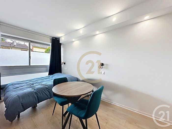 Appartement 1 pièce à louer à Le Chesnay, Nouveau Chesnay