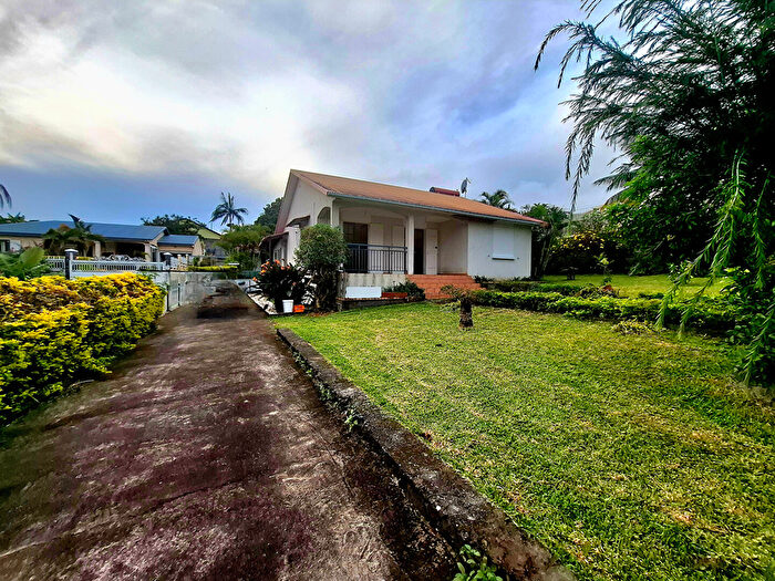 Maison à vendre - Le Tampon, Centre-ville - 4 pièces - 3 chambres