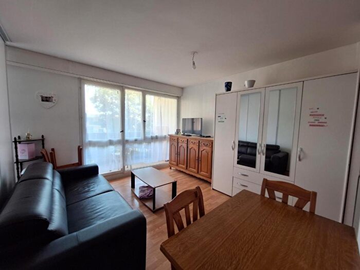 Appartement 1 pièce à louer - Quartiers Sud-Ouest, Bréquigny