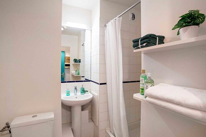 Appartement à louer - Esplanade Nord Est, Strasbourg - 1 pièce