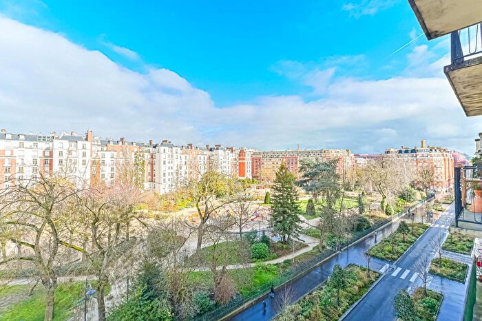 Appartement à vendre - Paris e , Plaine, Lagny - 4 pièces - 3 chambres