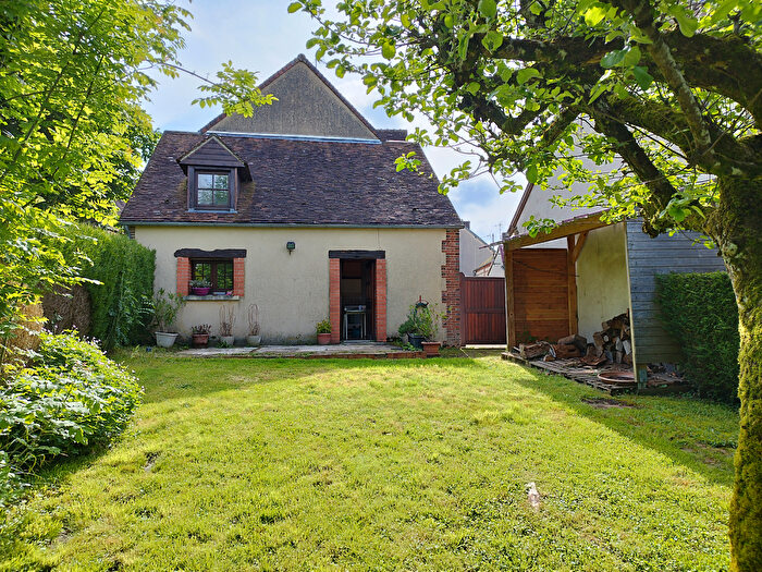 Maison 8 pièces à Tourouvre, à vendre