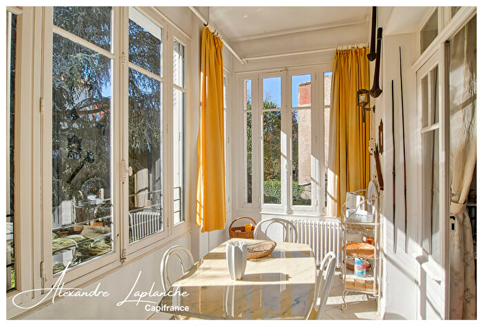 Maison à vendre - Montauban, Ville-Bourbon - 10 pièces - 6 chambres