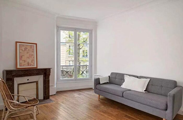 Appartement 2 pièces à Paris 18ème, Jules Joffrin, à vendre