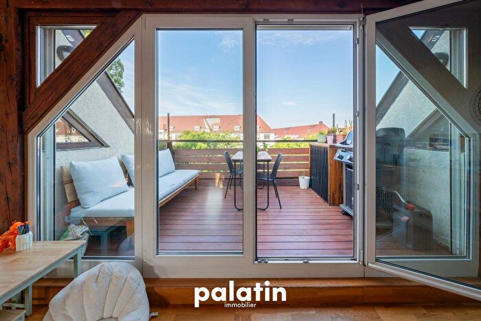 Appartement à louer - Strasbourg - 4 pièces - 3 chambres