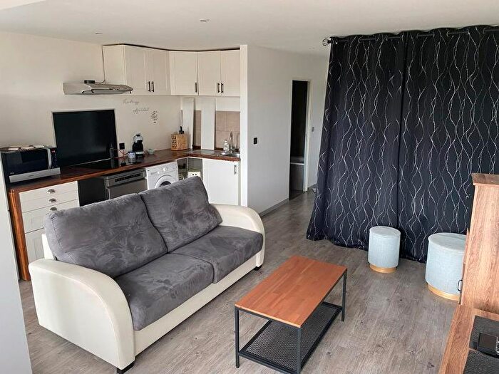Lanton : Appartement 1 pièce à louer