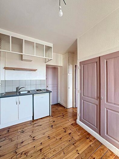 Appartement à louer - Lecoq, Clermont-Ferrand - 1 pièce