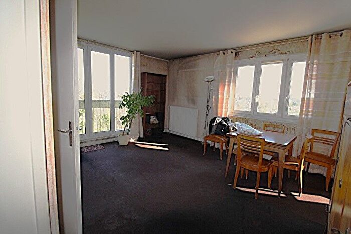 Appartement à vendre - Neuilly-sur-Marne, Fauvettes Sud - 3 pièces - 2 chambres
