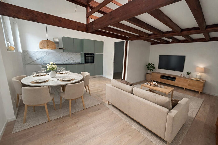 Appartement à vendre - Châlons-en-Champagne, Centre-ville - 3 pièces - 1 chambre