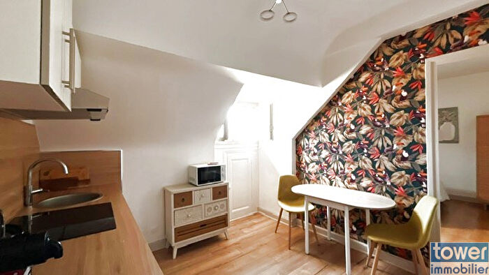 Appartement 2 pièces à Brive-la-Gaillarde, Centre-ville, Pont Cardinal, Champanatier, à vendre