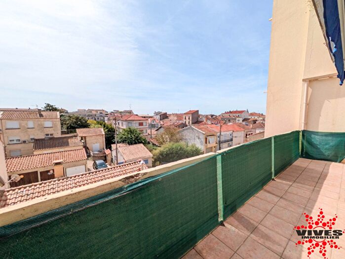 Appartement à vendre - Béziers, Champ de Mars - 3 pièces - 2 chambres