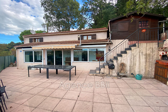 Nice, Saint-Isidore - Maison 5 pièces à vendre