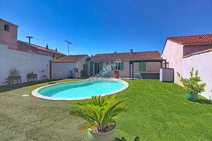 Maison à vendre - Rognac - 4 pièces - 3 chambres